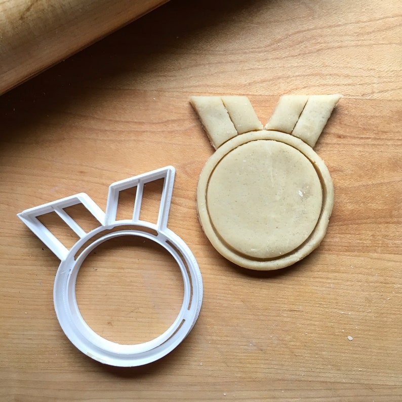 Award Medal Cookie Cutter/Multi-Size | Etsy