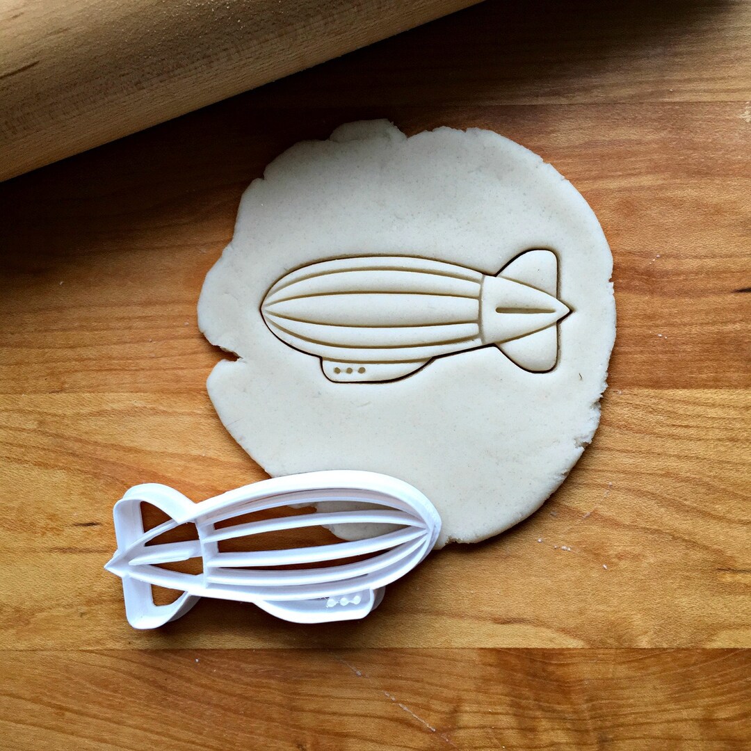 Blimp Cookie Cutter in Multiple Sizes - Etsy