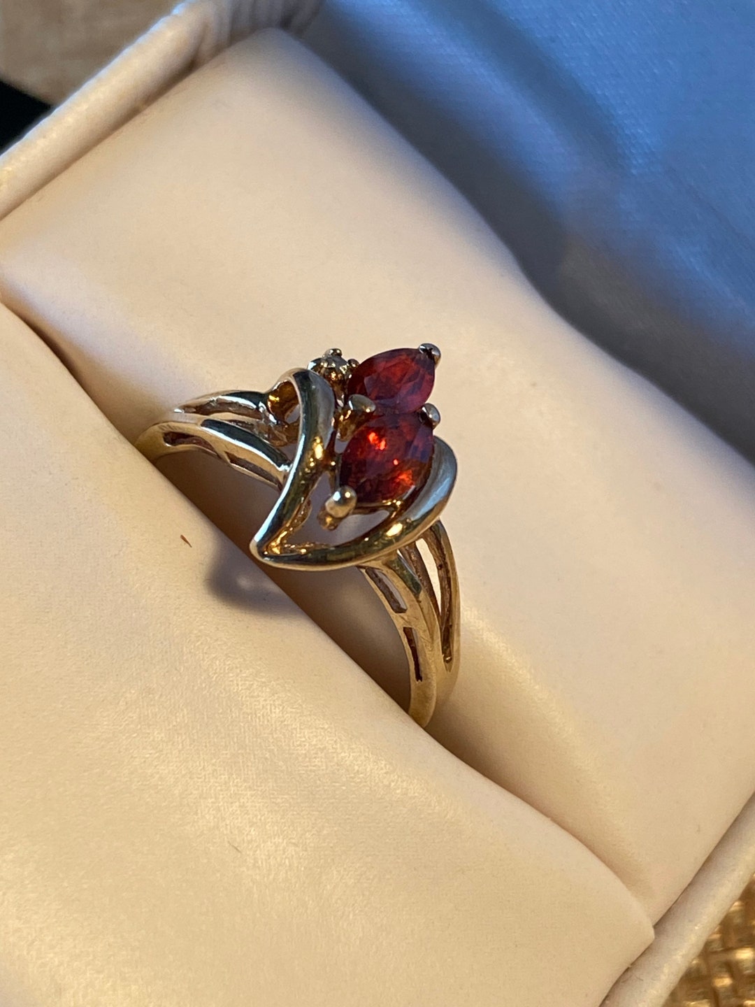 Vintage 10k Garnet and Diamond Ring, Signed Magic Glo 10k, Sz 6.25 - Etsy