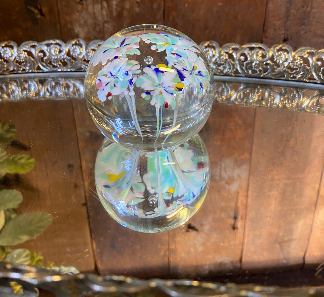 Vintage Gentile Glass Hand Blown Paper Weight, White, Aqua, Blue ...