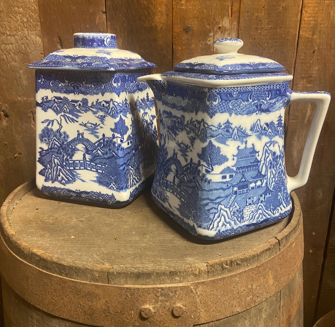 Ringtons English Teapot and Tea Caddy, Blue Willow, Blue and White ...