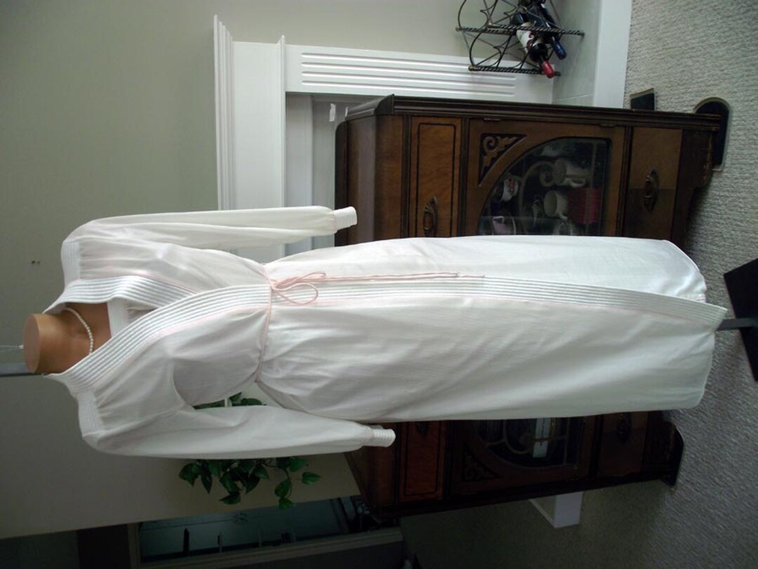 Retro 70's Peignoir Set by Slumber Suzy Soft Ivory With Pink Piping ...