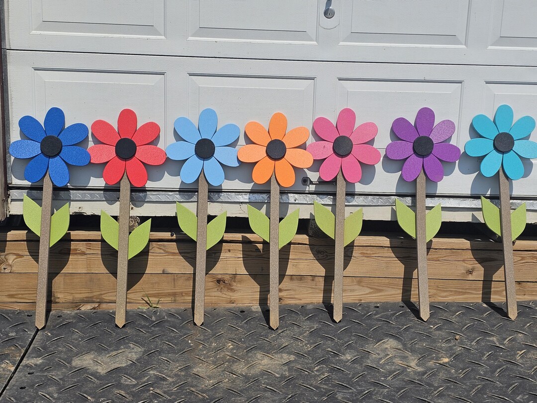 Large Recycled Poly Flower Garden Stake: Deer Resistant Decor - Etsy