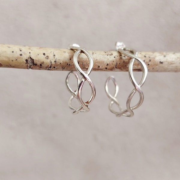 Infinity Earring - Etsy