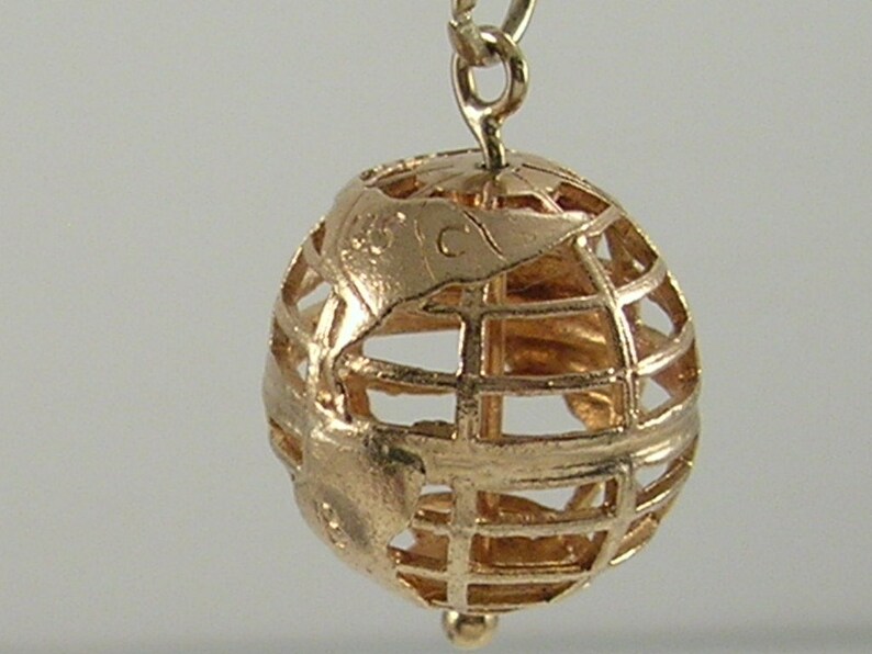 Vintage 3D 9ct Gold World Globe Map Travel Charm Pendant. H/MK - Etsy