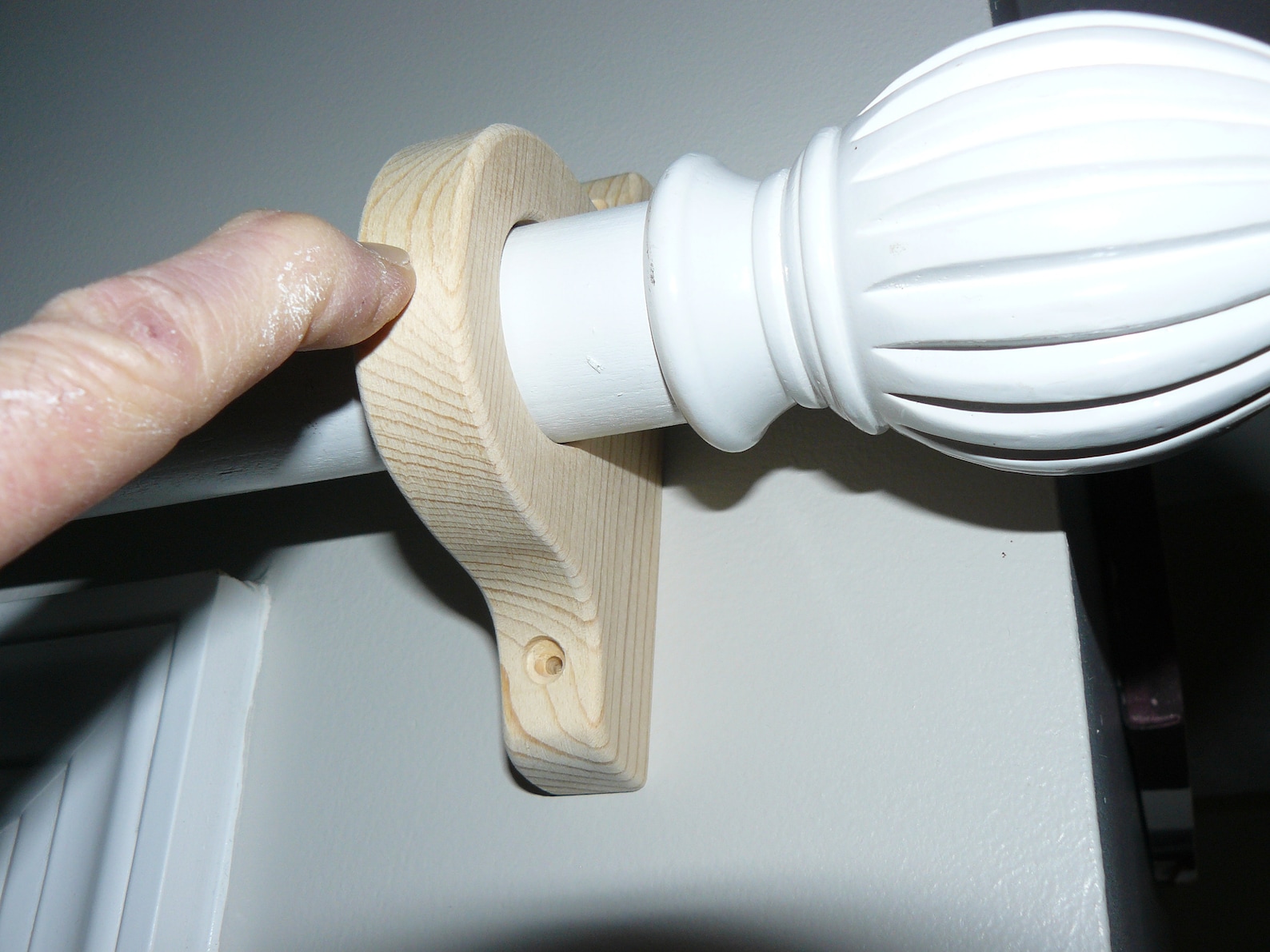 Round Wall Hugger Brackets - Etsy