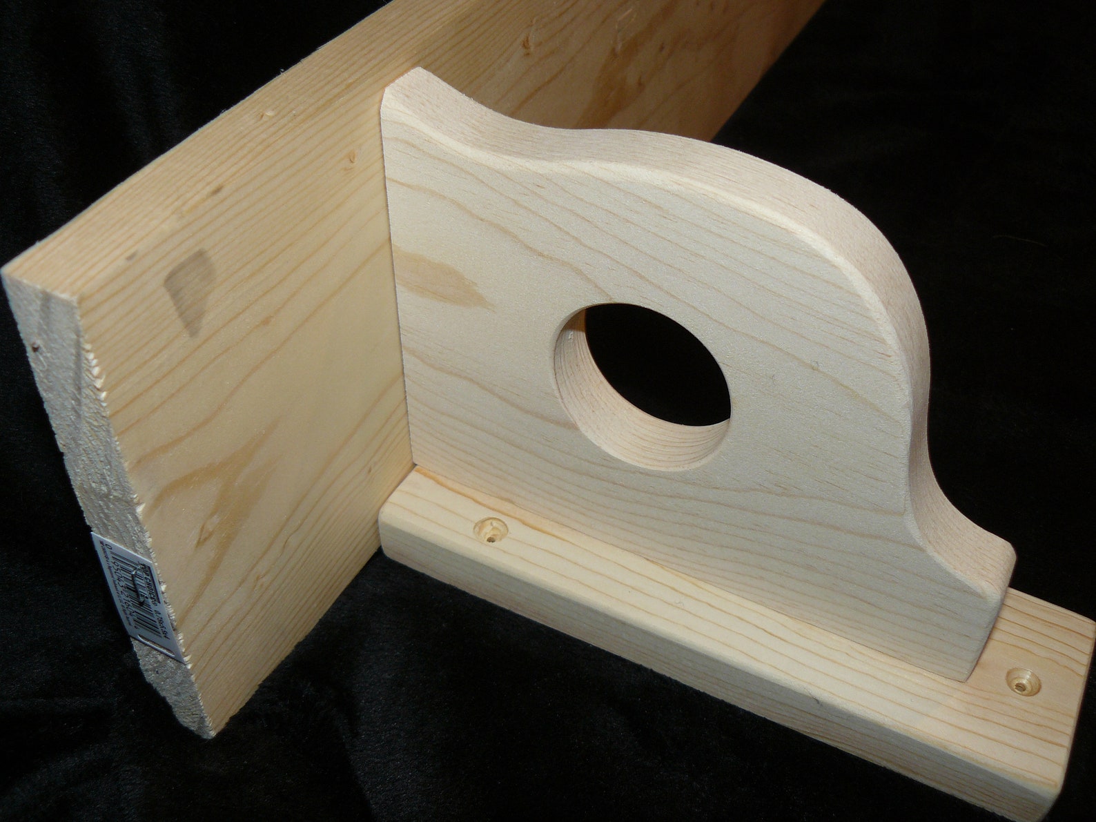 Decorative Shelf Brackets With Rod Support - Etsy