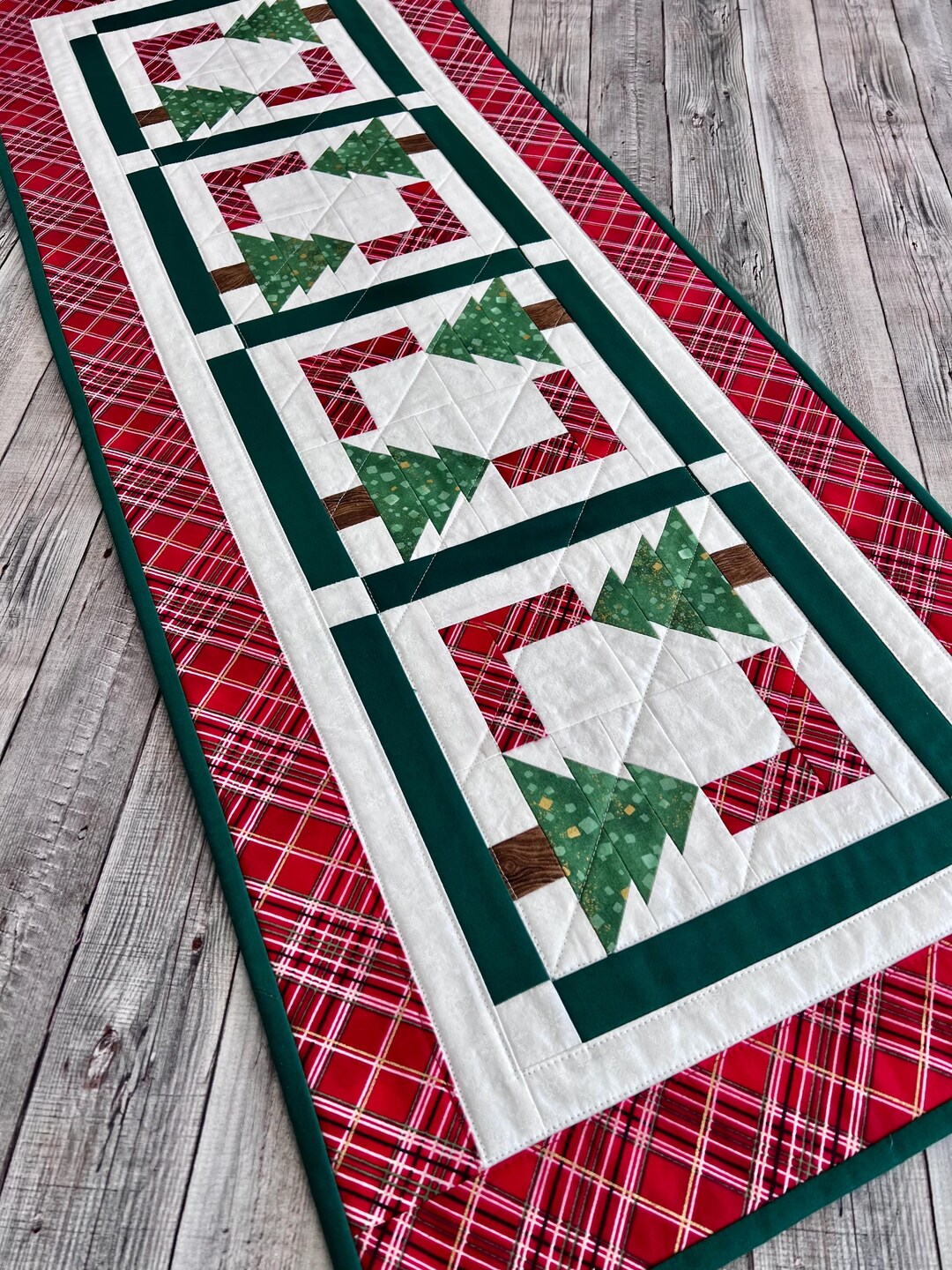Christmas Quilted Table Runner, Reversible Runner, 16.25" X 42.5 ...