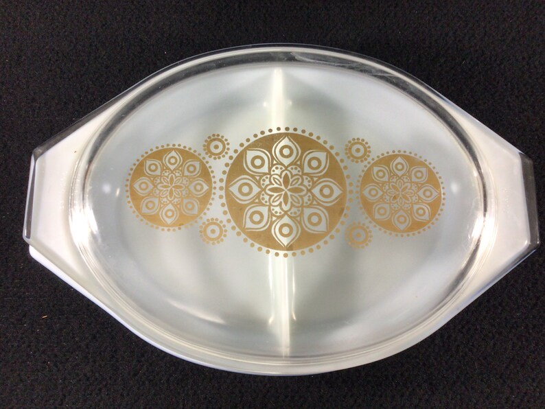 Vintage 1960's Royal Blue Pyrex Glass Oval Divided Dish With Lid. 945C ...