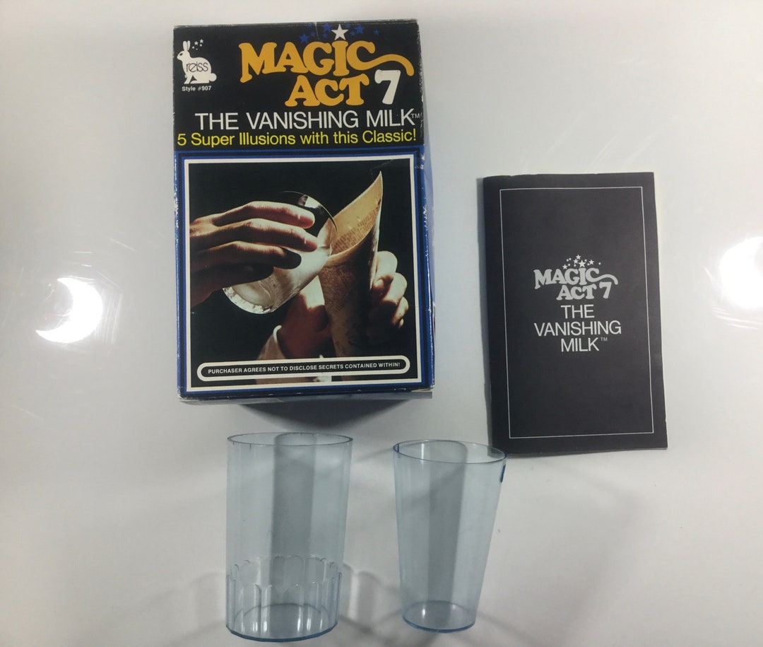 Vintage 1975 Reiss Magic Act 7 Trick the Vanishing Milk Act. Complete ...