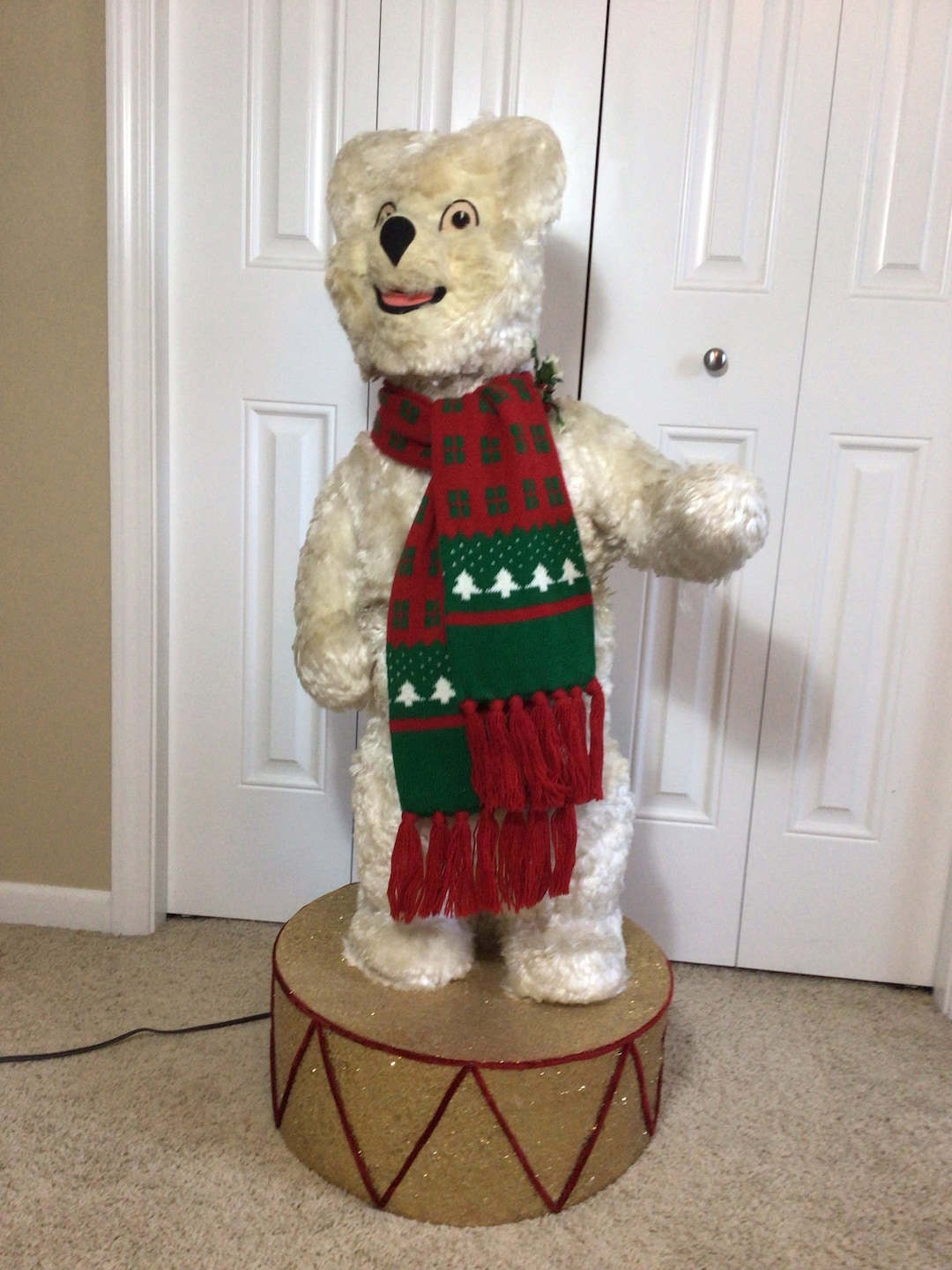 Vintage Christmas Mechanical Automaton Animatronic Store Front Dancing ...