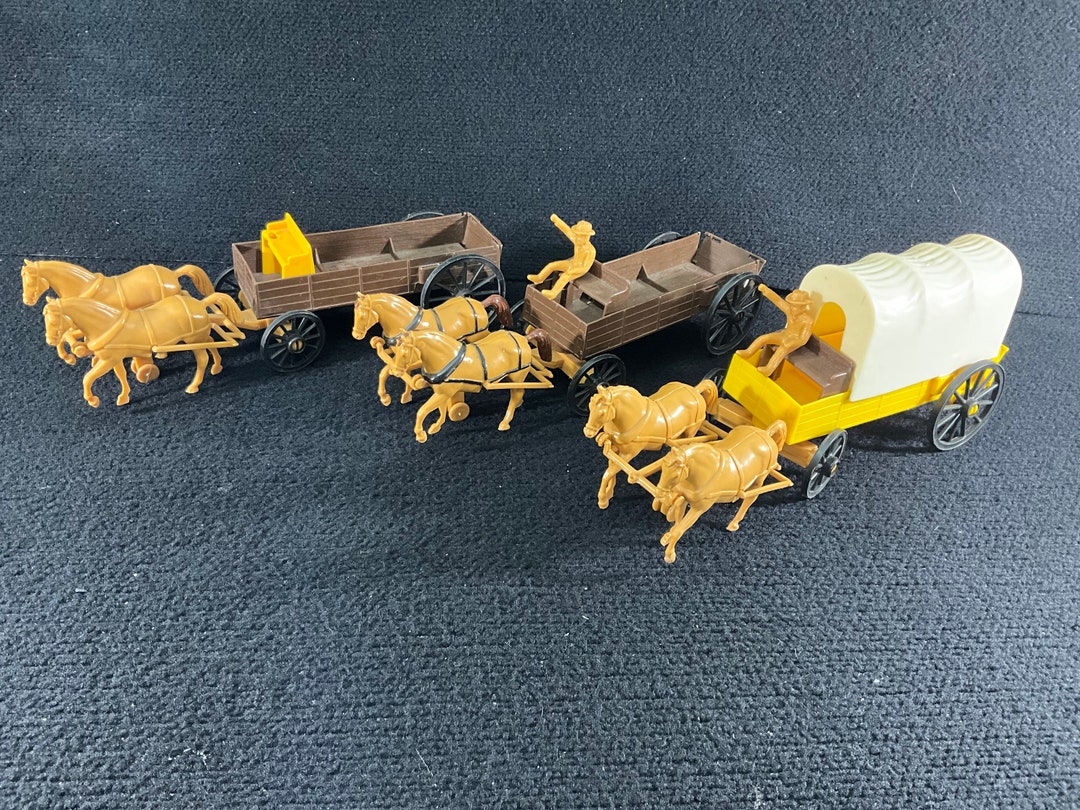 Vintage Processed Plastic Co. Horse Wagon and Oregon Trail Covered ...