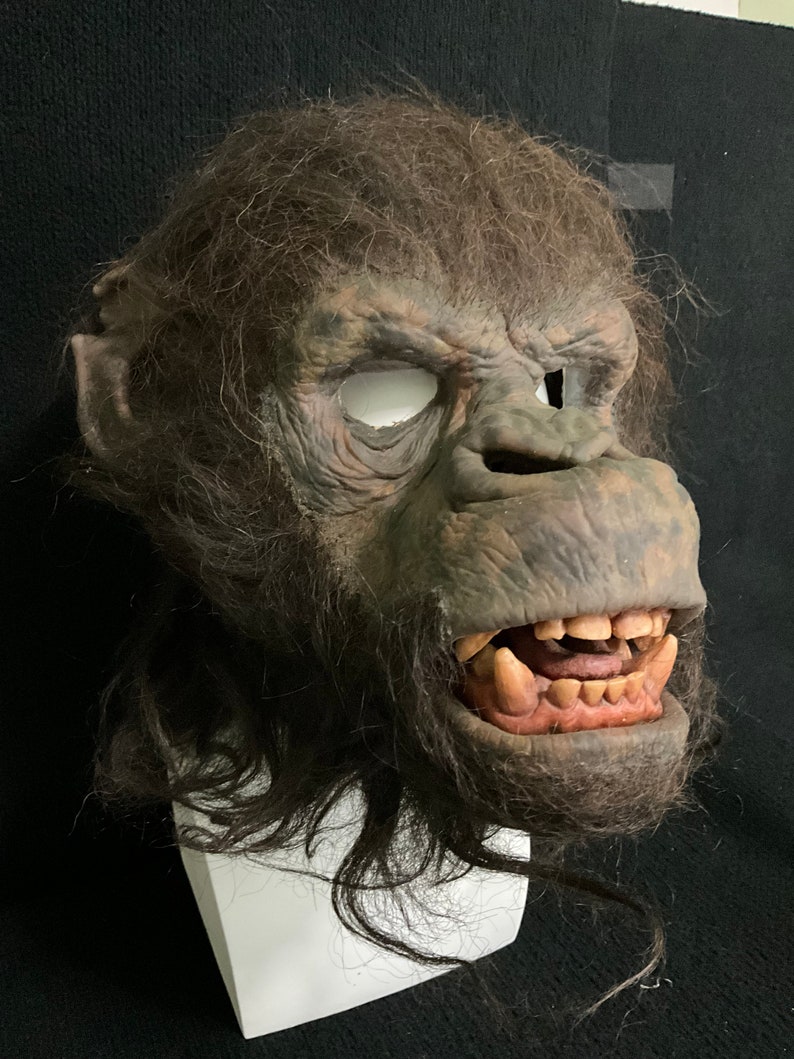 Vintage 1998 Tarzan and the Lost City Movie Prop Full Head Gorilla Mask ...