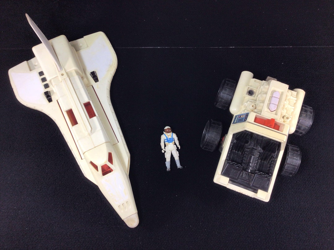 Vintage Fisher-price 1976 Alpha Probe Ship 1983 Alpha Star Vehicle and ...