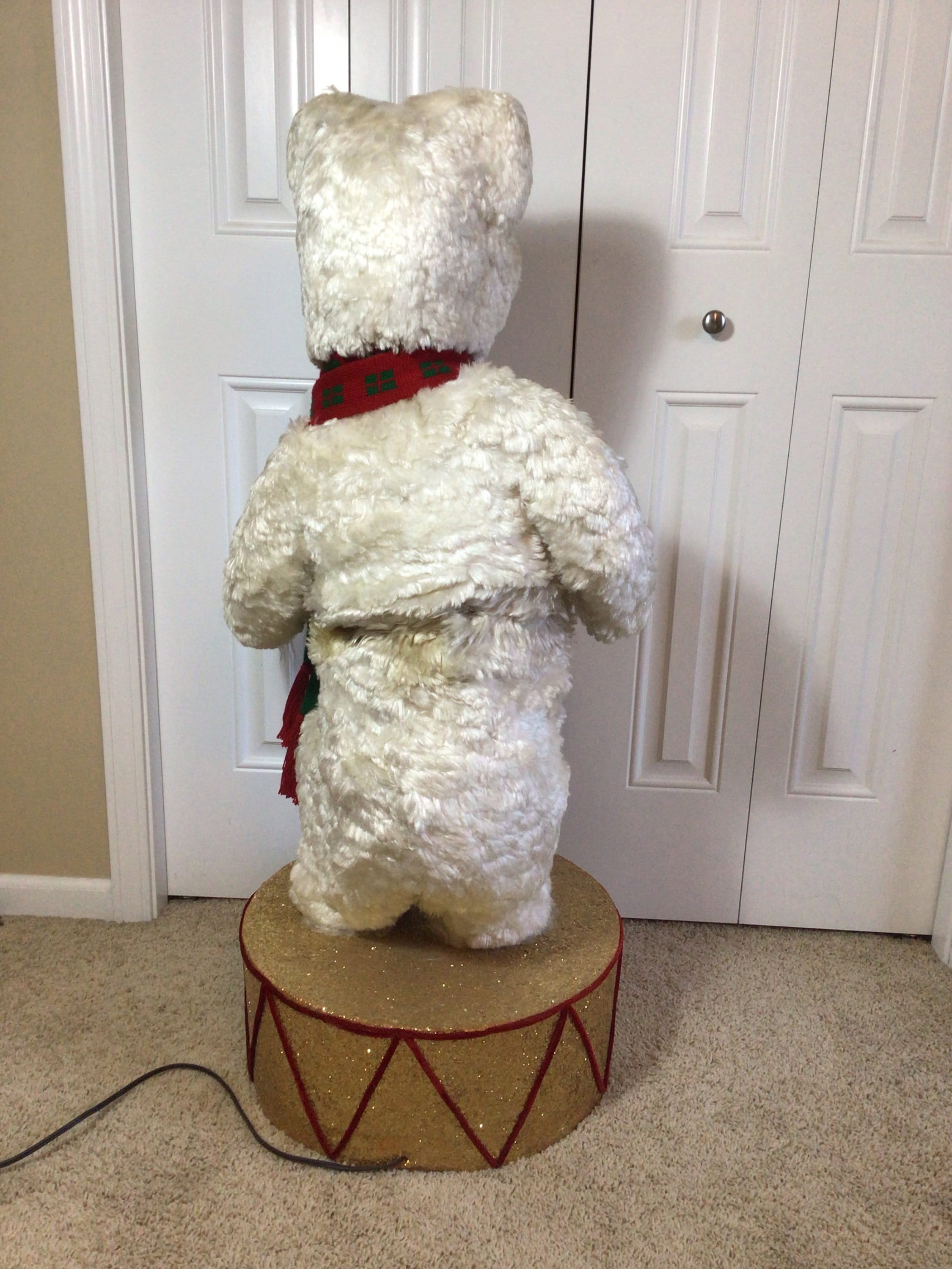 Vintage Christmas Mechanical Automaton Animatronic Store Front Dancing ...