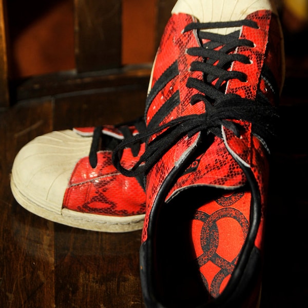 Shell Toe Adidas - Etsy