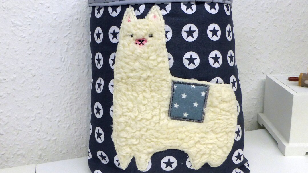 Embroidery File Application lama in 3 Sizes 10 X 10 Cm, 13 X 18 Cm and ...