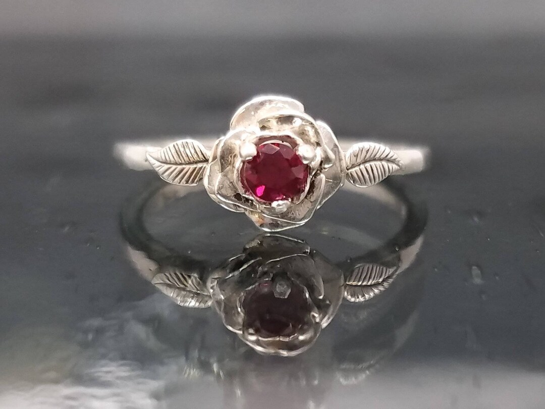 Ruby Rose Petal Flower Ring - Etsy