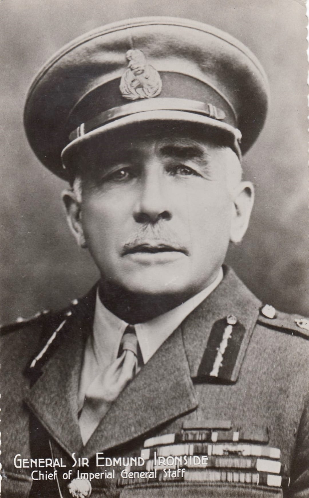 Carte postale originale du début de la Seconde Guerre mondiale. Général ...