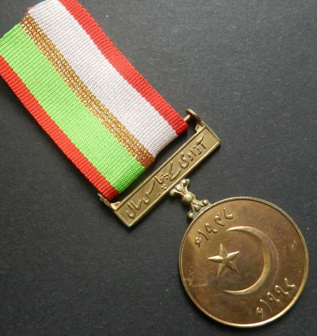 Pakistan Army 50th Anniversary of Independance Medal of 1997. Awarded ...