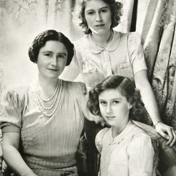 Princess Elizabeth - Etsy