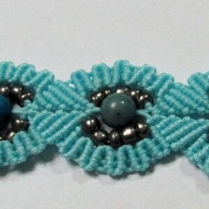 Micro Macrame Tutorial Beaded Circle Bracelet. Easy to Follow ...