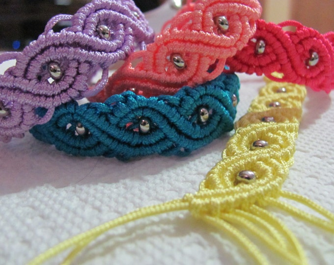 Micro Macrame Eternal Wave Bracelet Tutorial. Easy to Follow | Etsy