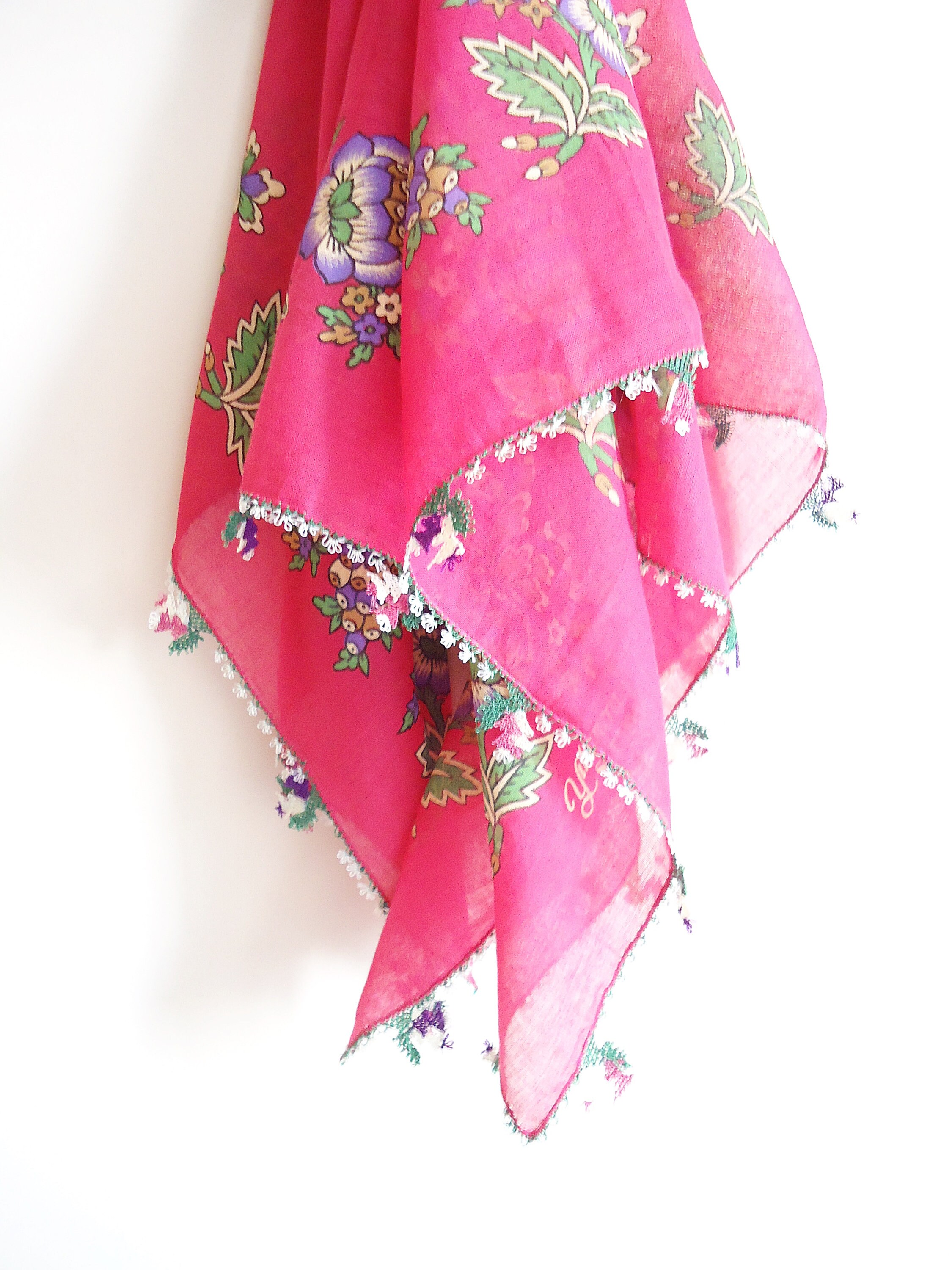 Vintage Turkish Scarf with needle lace trim Fuchsia Cotton | Etsy