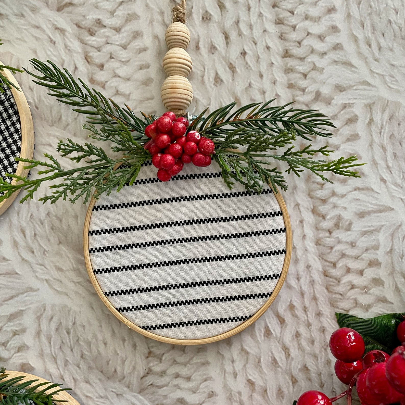 Buffalo Plaid Embroidery Hoop Christmas Ornaments, Buffalo Plaid Winter ...