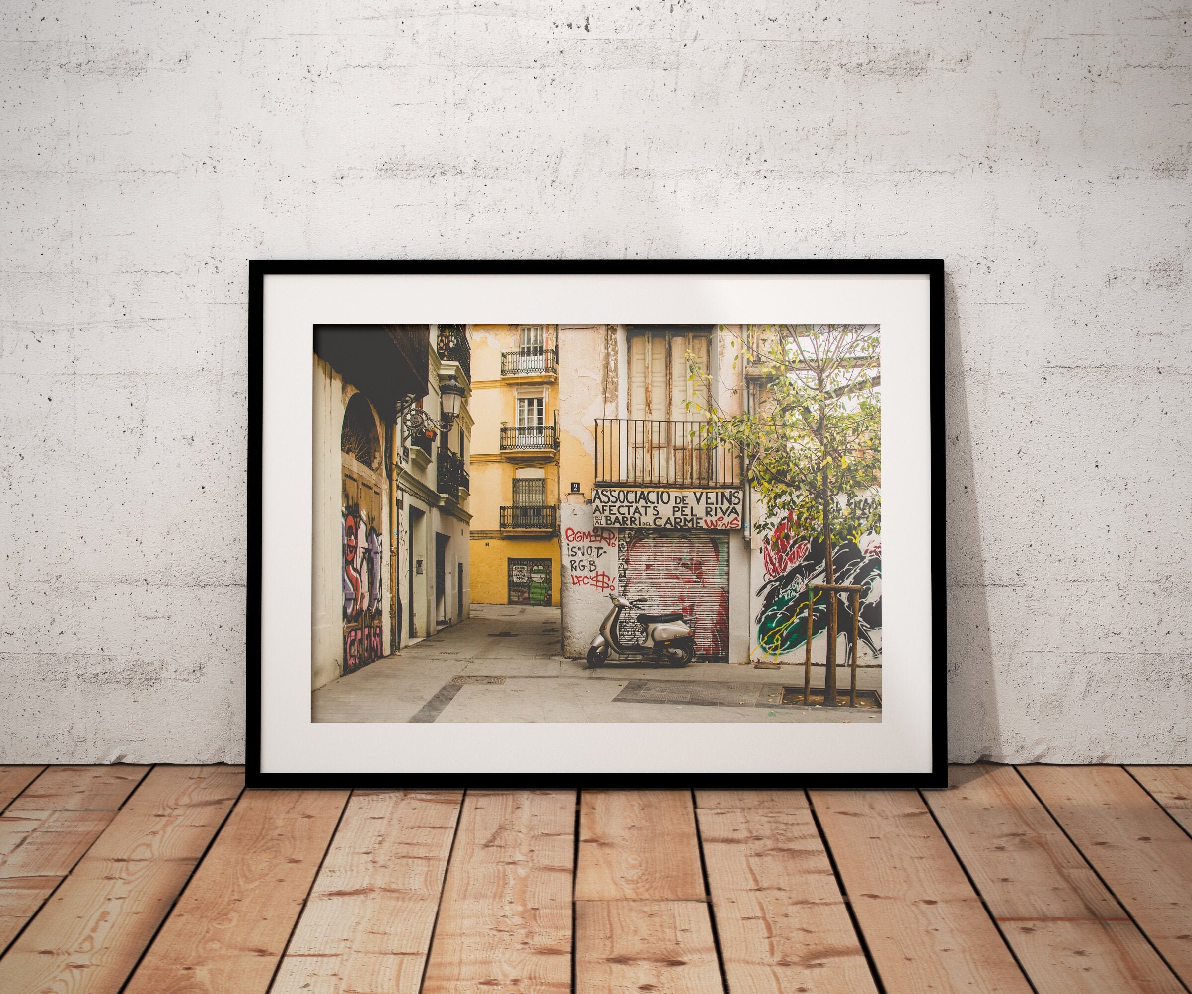 Spain Graffiti Print, Graffiti Wall Art, Spain Travel Photography ...