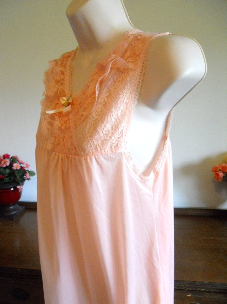 Vintage Peach Nightgown 1980's Peach Pink Nightgown - Etsy