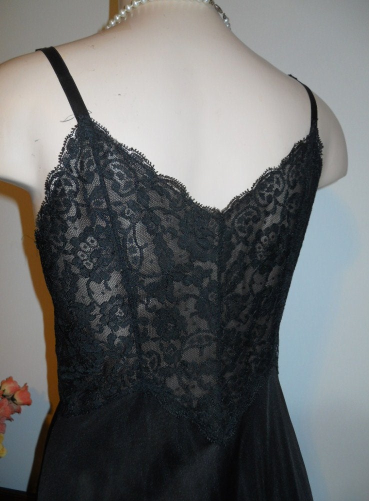 Vintage 1960's Vanity Fair FANCY LACY Black Slip - Etsy
