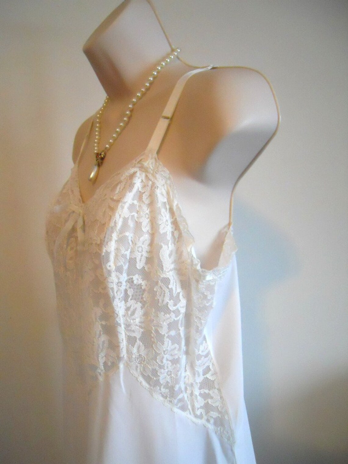 Vintage Fancy Lavish Lace Full Slip Chemise ~ 1950's Lacy White Slip ...