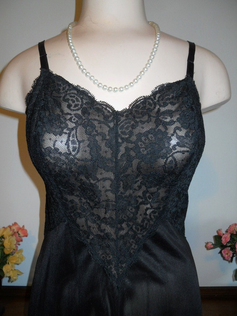 Vintage 1960's Vanity Fair FANCY LACY Black Slip - Etsy