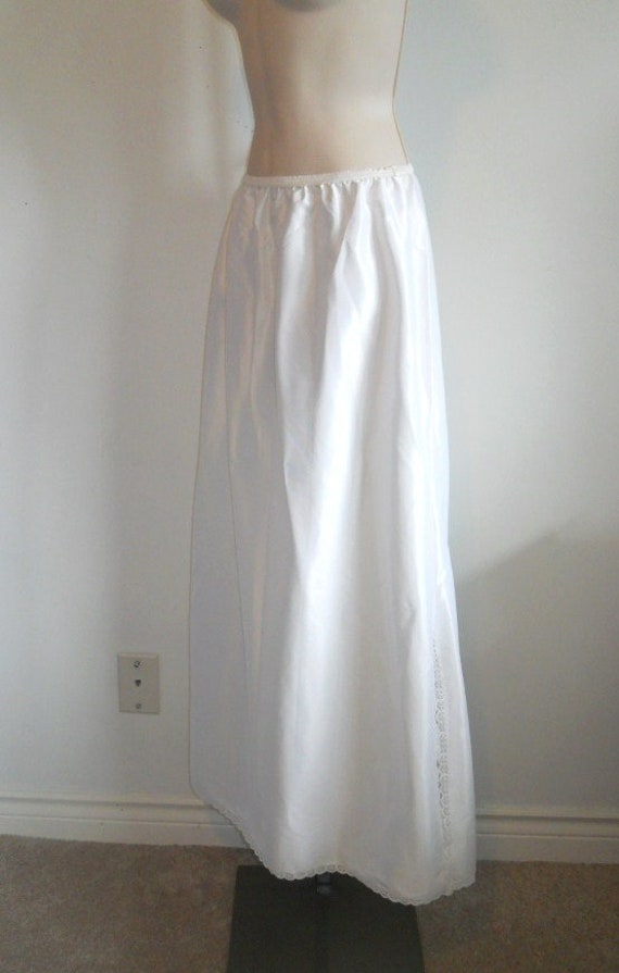 Vintage Lorraine Pillow Tab Half Slip ~ 1960's White … - Gem