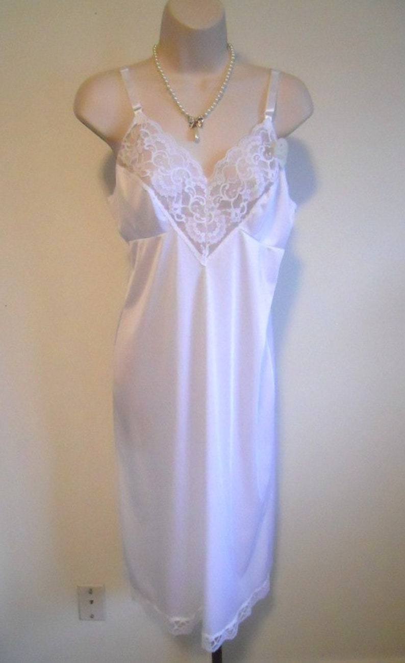 Vintage White Vanity Fair Slip 1980s Vanity Fair Bridal Etsy