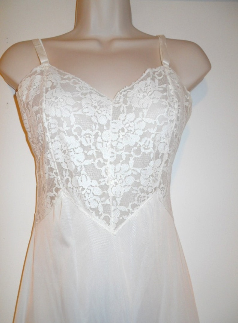 Vintage 1960's Vardon FANCY Lacy Slip Lavish Lace Slip White Full Slip Petticoat Bridal White ...