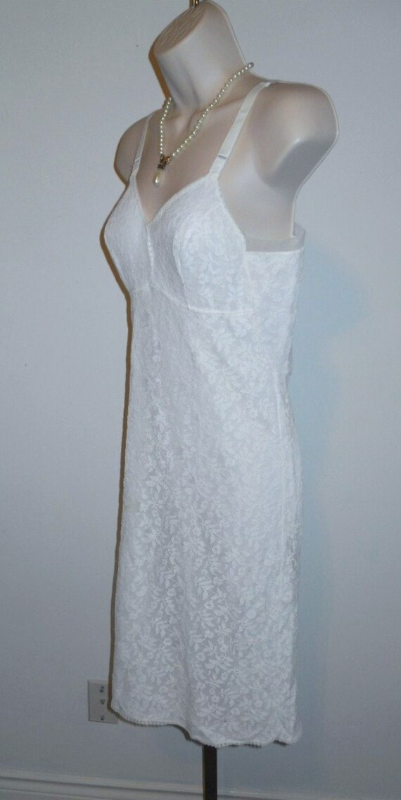 Vintage Fancy 1950's Love Lines White Lace Full Slip … - Gem