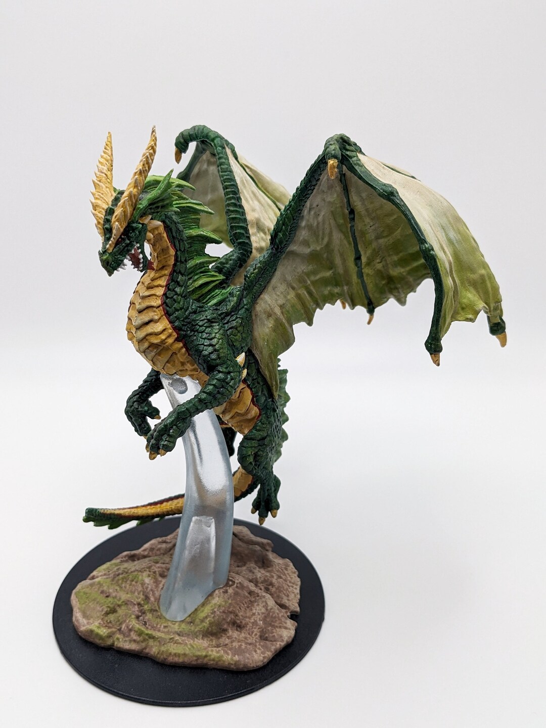 Hand Painted Wizkids Young Red Dragon / Shenron Custom Miniature FREE ...