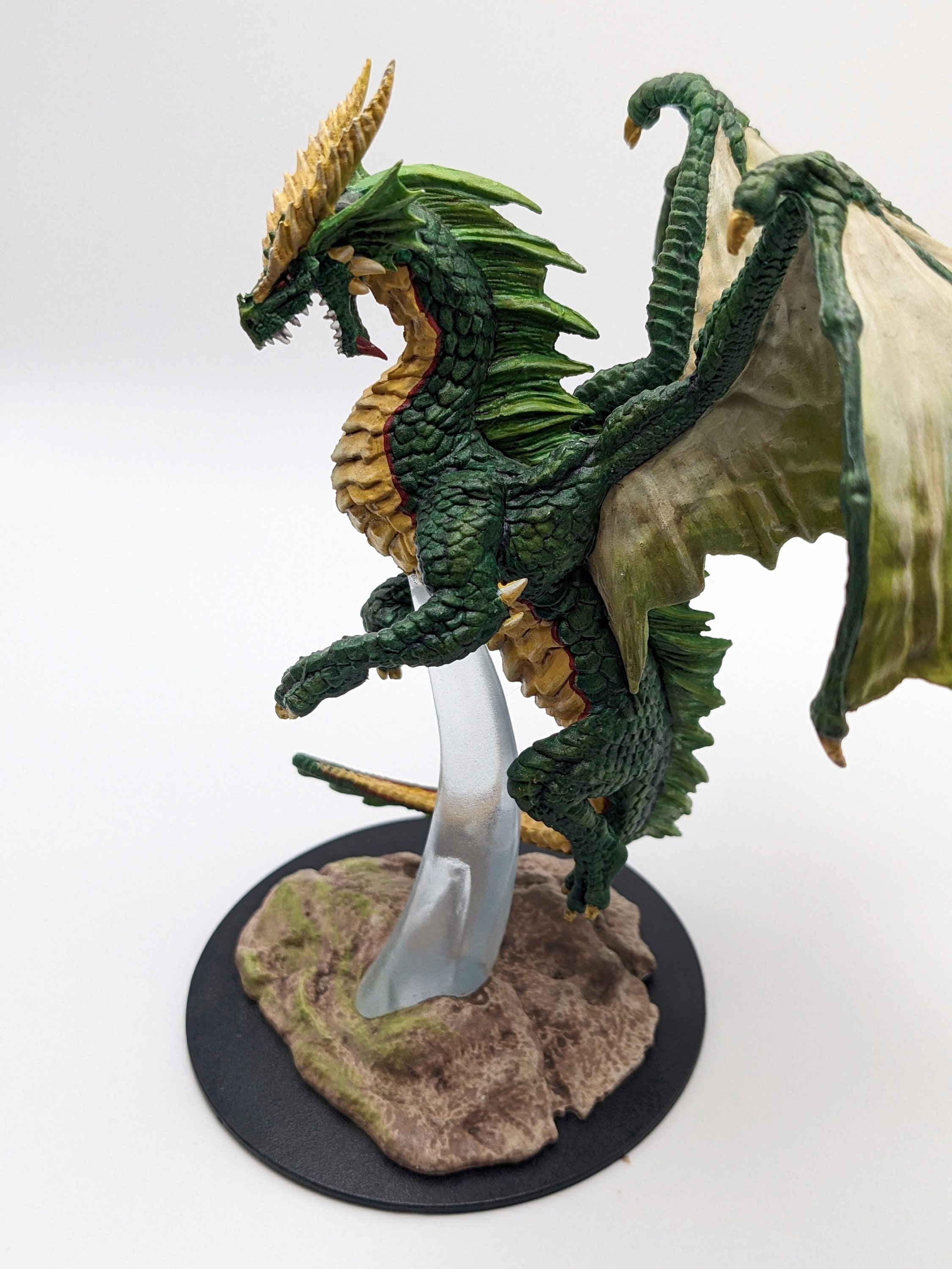 Hand Painted Wizkids Young Red Dragon / Shenron Custom Miniature FREE ...