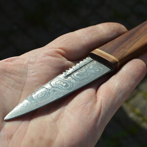 The Neolithic Bog Yew and Damascus Steel Sgian Dubh 3300 BC Bog Yew ...