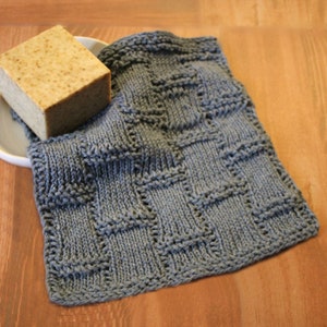 Loom Knitting Patterns Dishcloth / Washcloth / Bath Cloth / Textured ...
