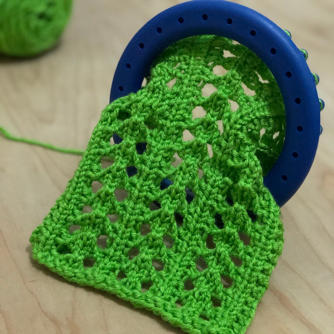 Loom Knitting PATTERNS (with Video Tutorial ) the Little Arrowhead Lace ...