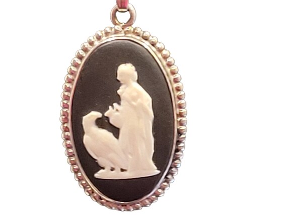 Vintage Wedgwood Black Jasperware Cameo Pendant Woman… - Gem
