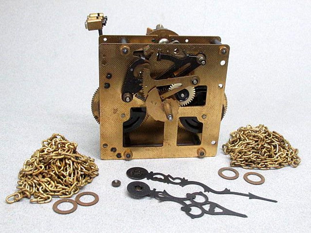 Vintage Hermle Weight Driven Wall Clock Movement 261-030 45mm (parts or ...