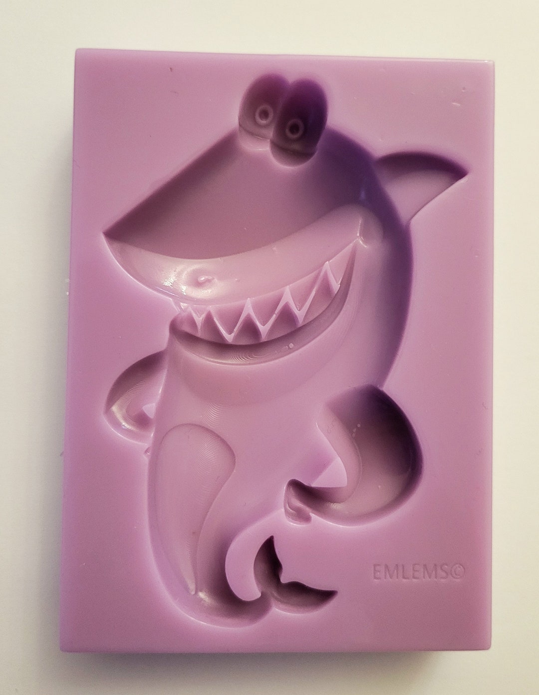 Grinning Shark Silicone Mould for Wax Melts, Resin, Fondant, Chocolate ...