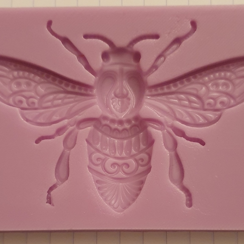 Bee Mold - Etsy