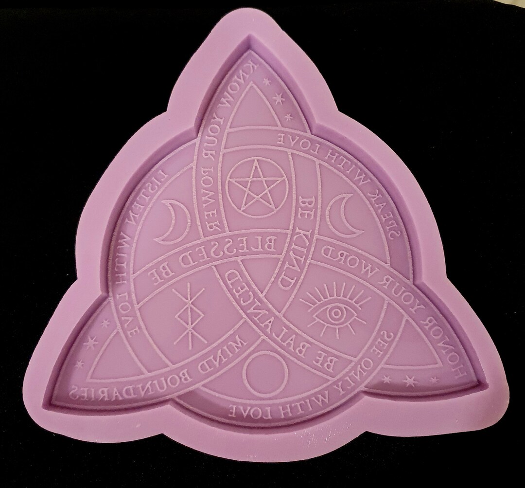 Emlems Triquetra Pagan Silicone Mould for Resin, Cake Toppers, Clay ...