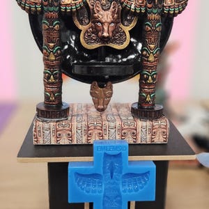 Emlems New Native Indian Totem Pole Silicone Mould. for Resin, Fondant ...