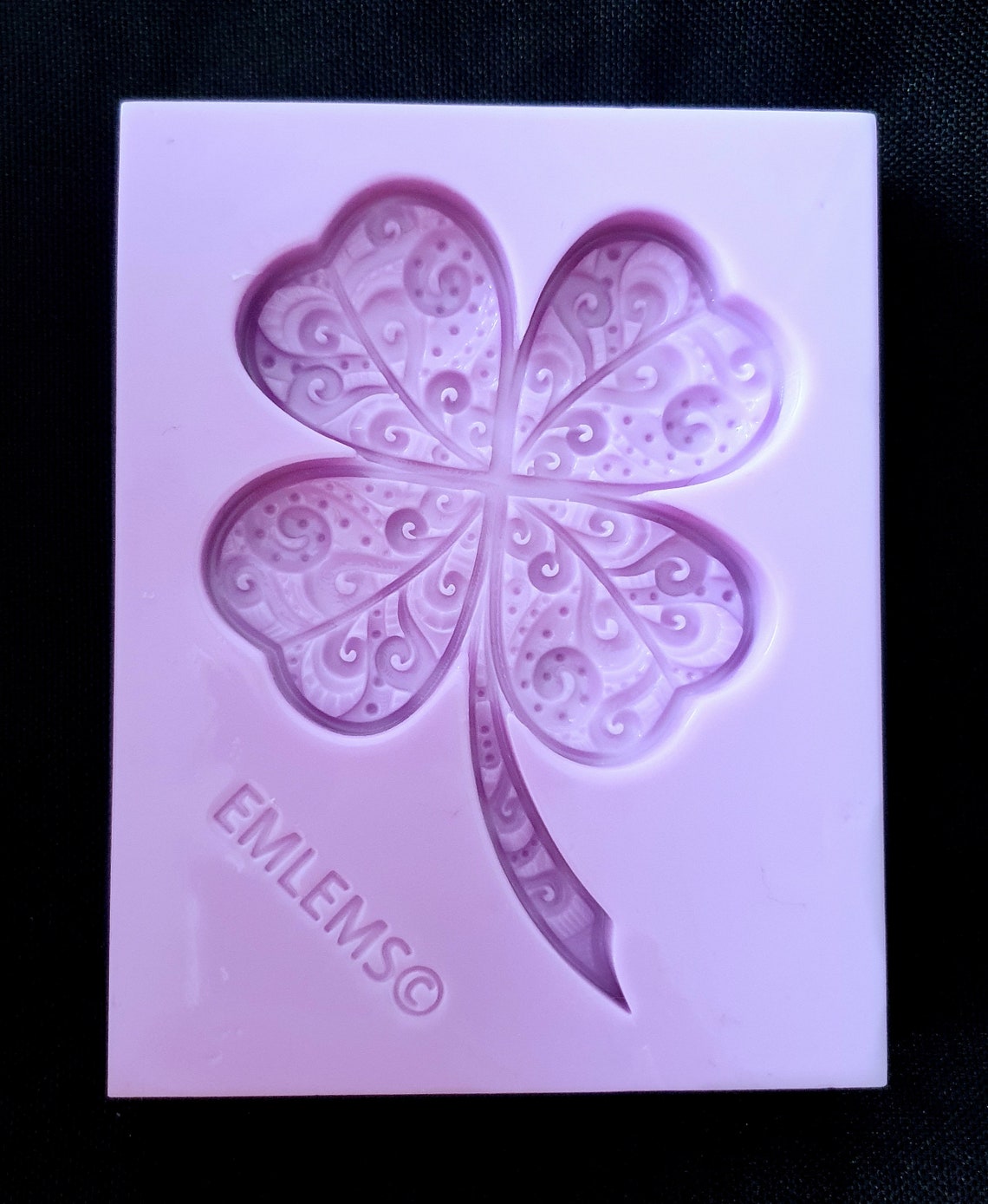 Emlems Filigree Four Leaf Clover Silicone Mould Cake Toppers - Etsy